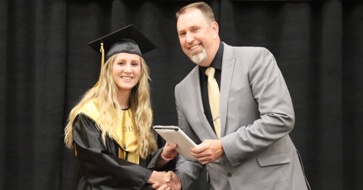 Kouts High School Graduation 2021 - Valpo.Life