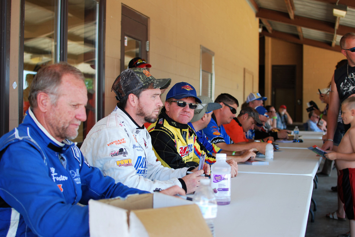 Weekend of Fun and Speed as Powerboat Racing Continues on Saturday at ...