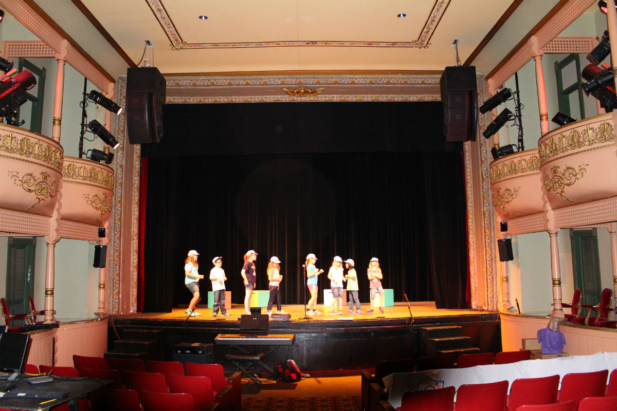 Kids Get into Theatre at the Memorial Opera House - GreatNews.Life