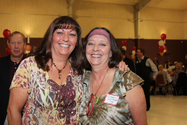 PHS Classes Reunite for a Multi-Year Class Reunion - GreatNews.Life