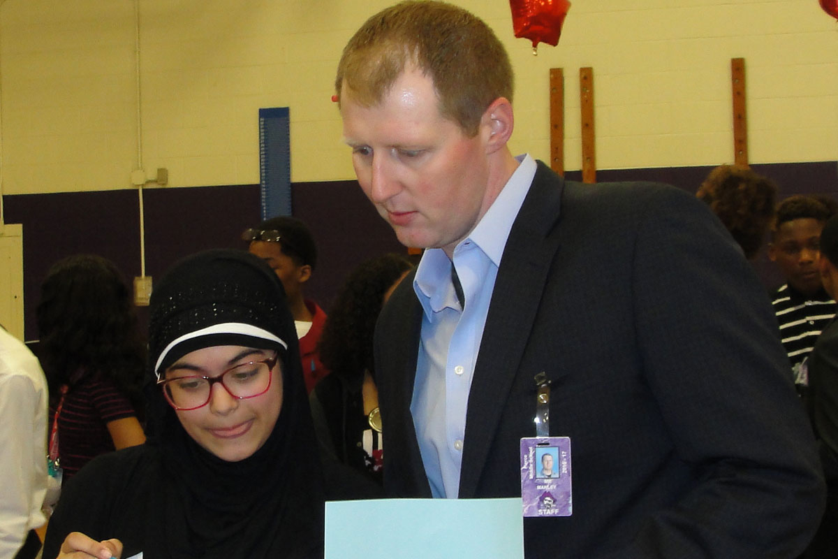 Pierce Students Learn about Real Life - GreatNews.Life