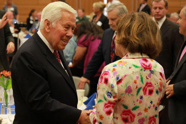 United States Senator Richard Lugar Speaks to Valparaiso Chamber ...