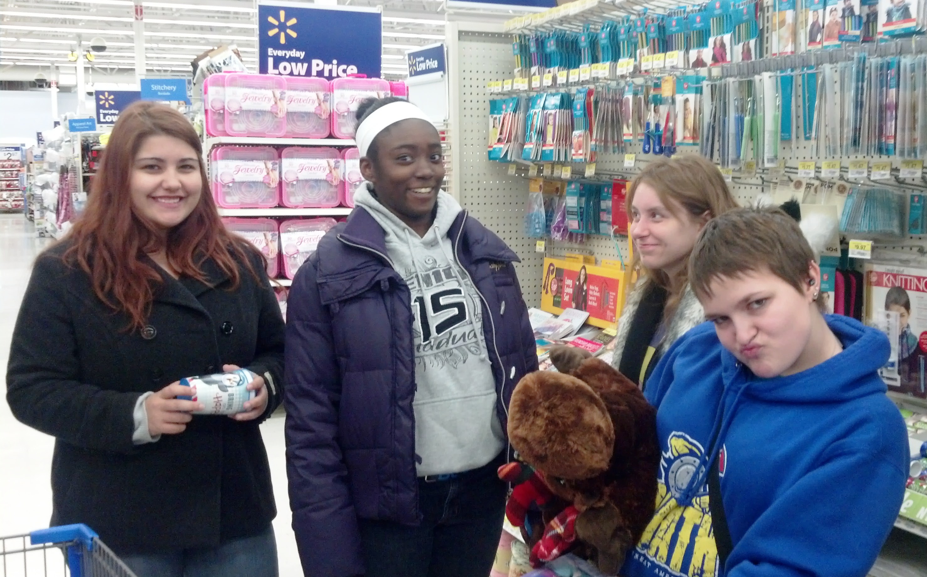 PHS Students Share the Gift of Caring this Holiday Season - GreatNews.Life
