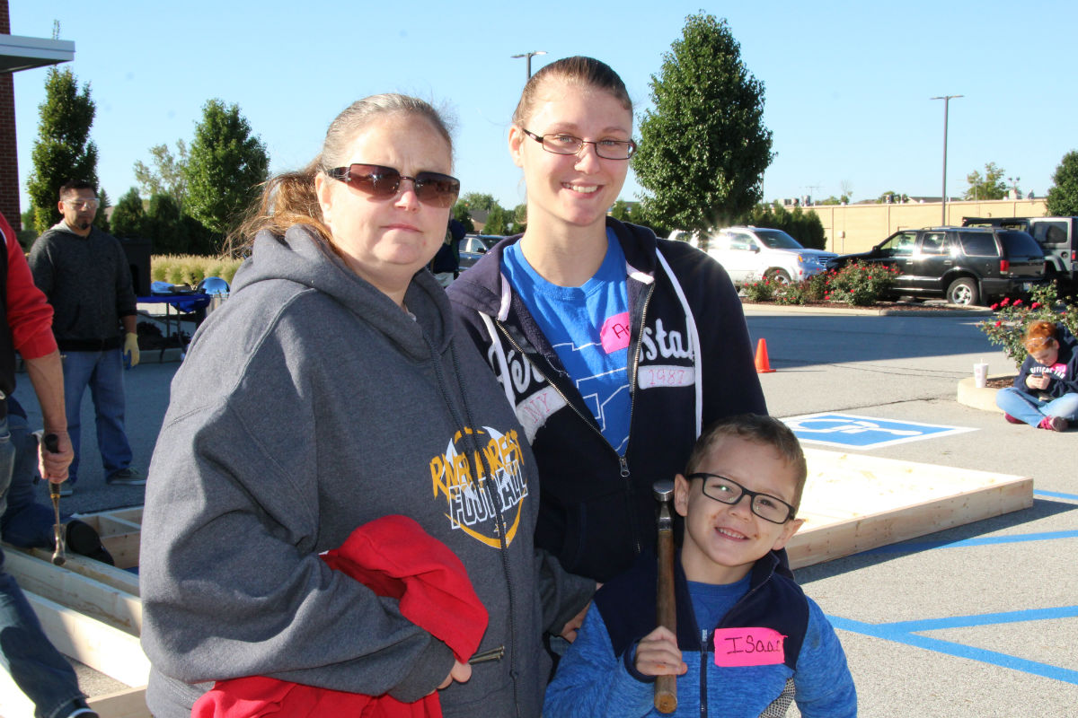 Strack and Van Til and Habitat for Humanity Building Walls for Hometown ...